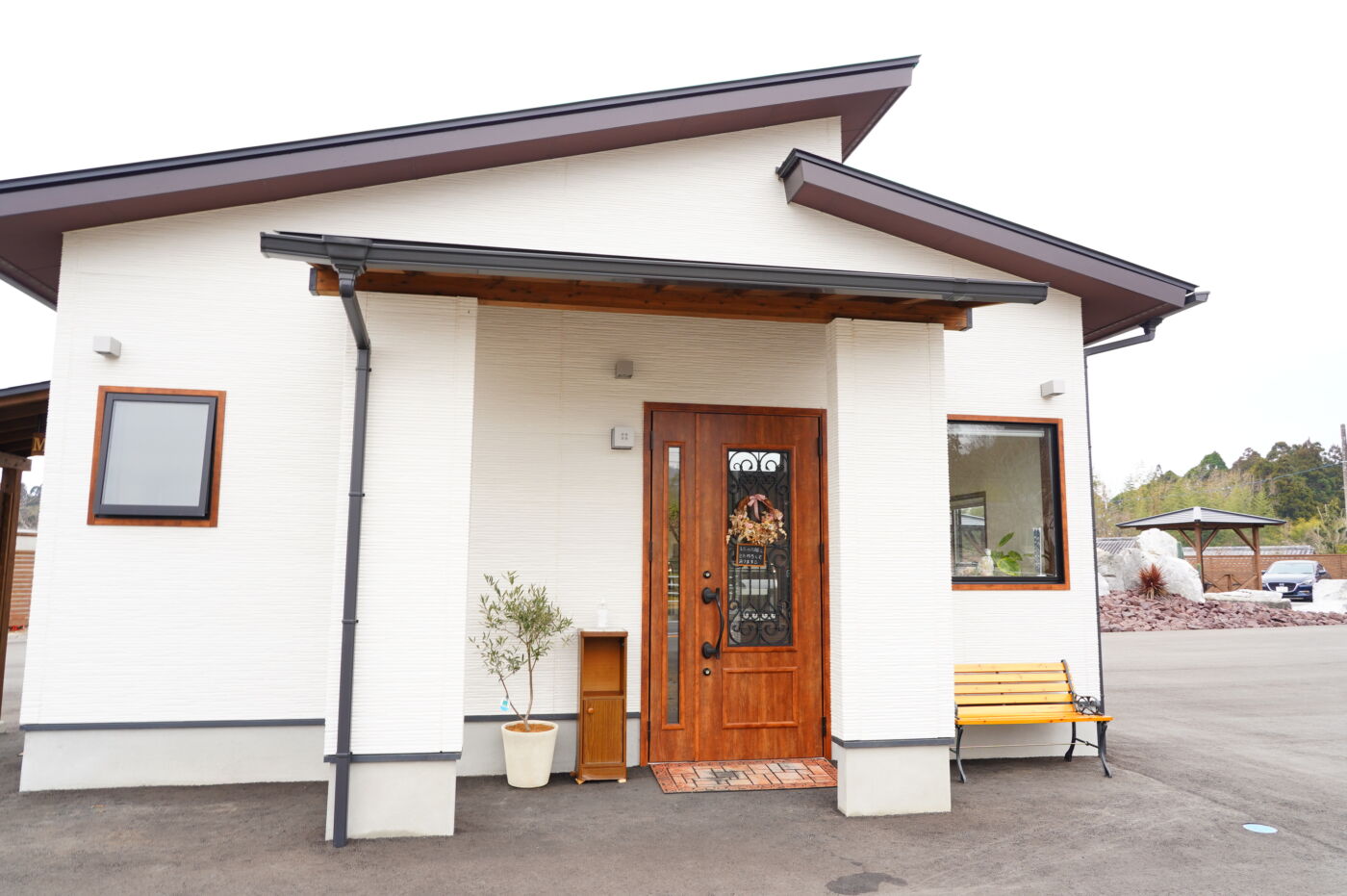 【宮崎県日向市】甘さ控えめ新鮮スイーツ フルーツたっぷりのタルト「Rorerira」 | タウンみやざき